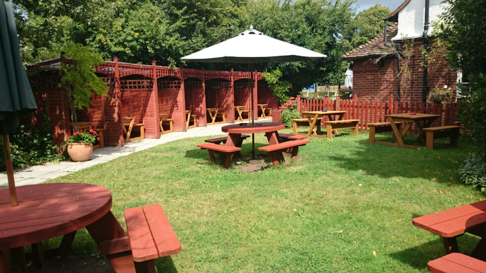 Dining pub in Ripley - The Seven Stars